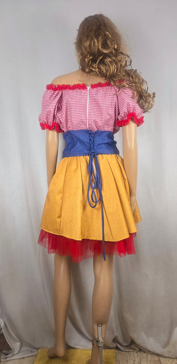 Oktoberfest / Barn dance / Australian National Costume – Sonia Lee's ...